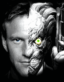 Aaron Eckhart Talks About Playing Two-Face!