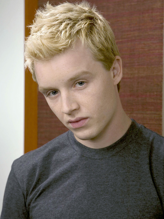 Noel Fisher The Riches