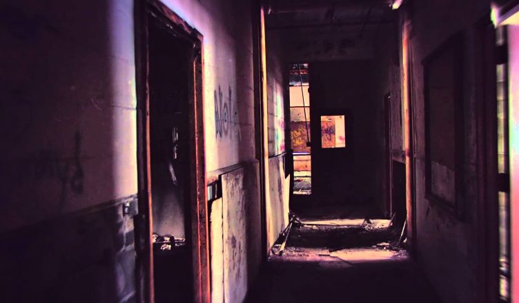 What 90s Horror Movies Taught Me About Surviving in Dangerous ...