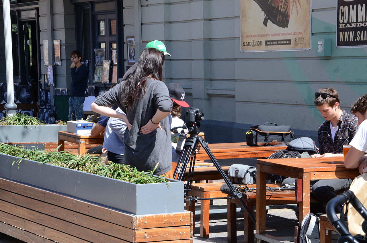 How to film an outdoor movie scene