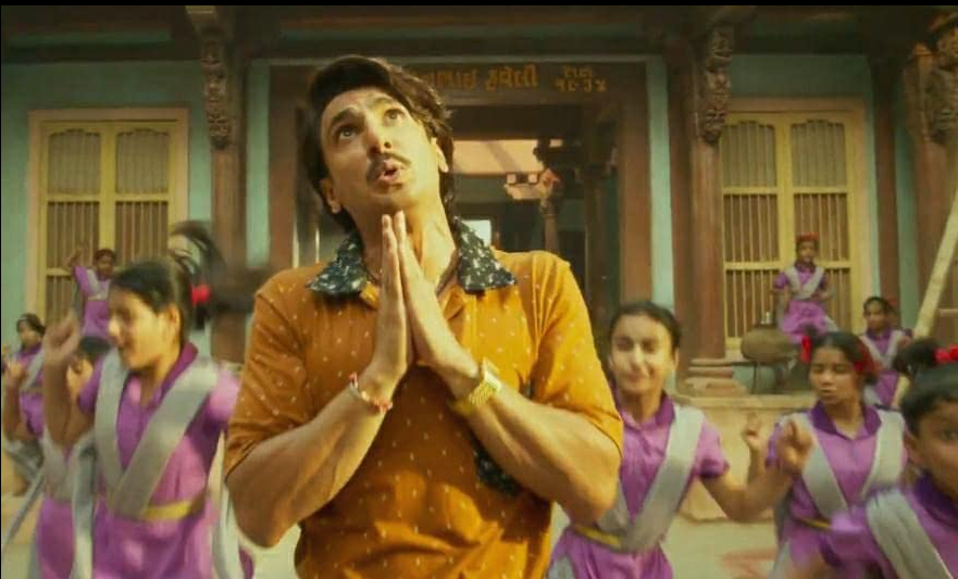 Jayeshbhai Jordaar (2022) Review: An Awareness-Comedy Drama On Female ...