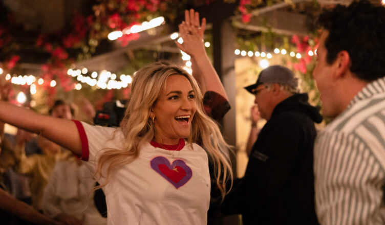 Zoey 102 Review: A Messy Trip Down Memory Lane | The Movie Blog