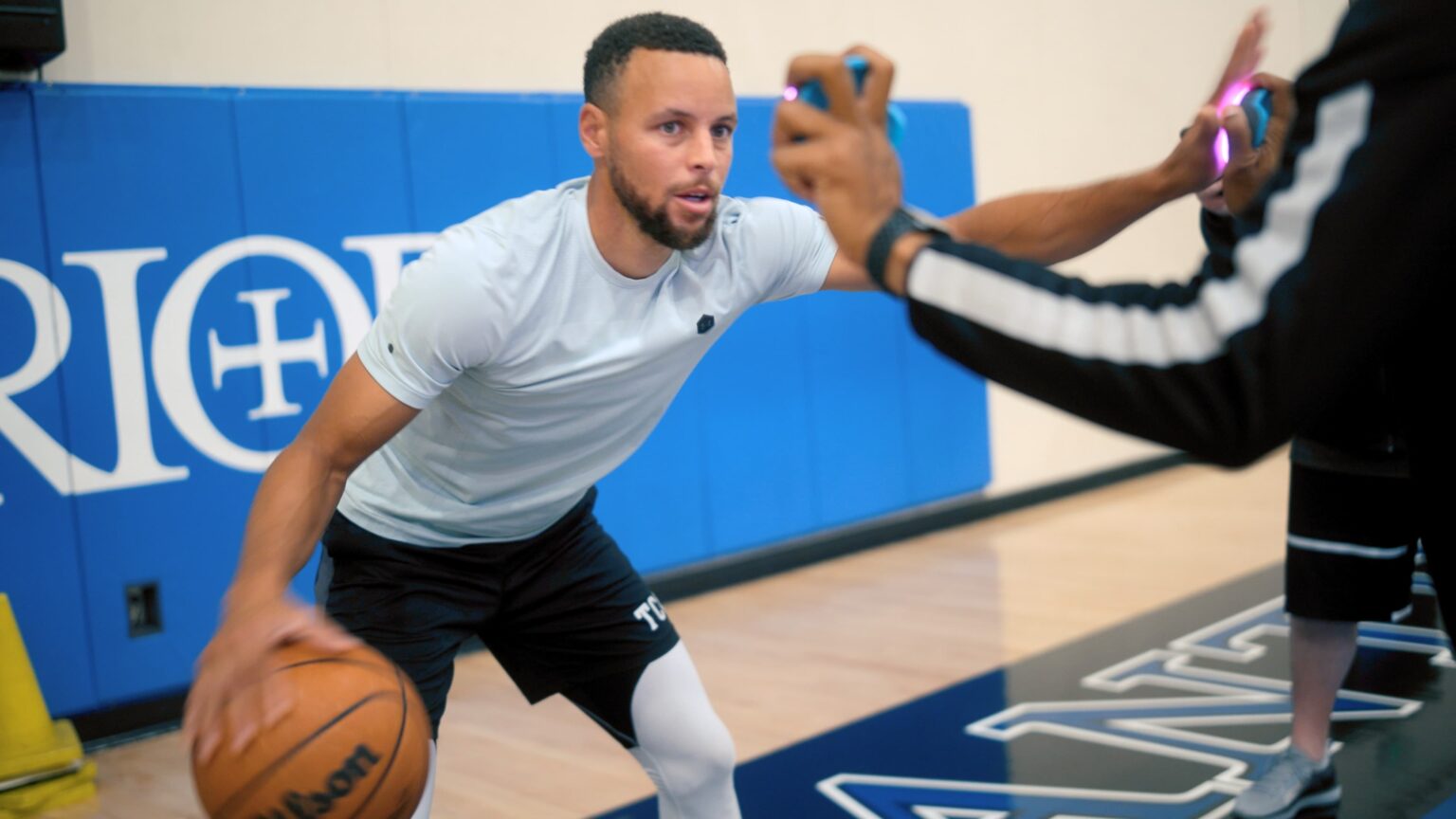 Stephen Curry: Underrated Review: A Masterful Basketball Journey Unveiled