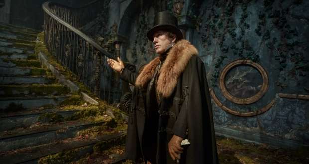 First Posters Revealed for Guillermo del Toro's 'Frankenstein'