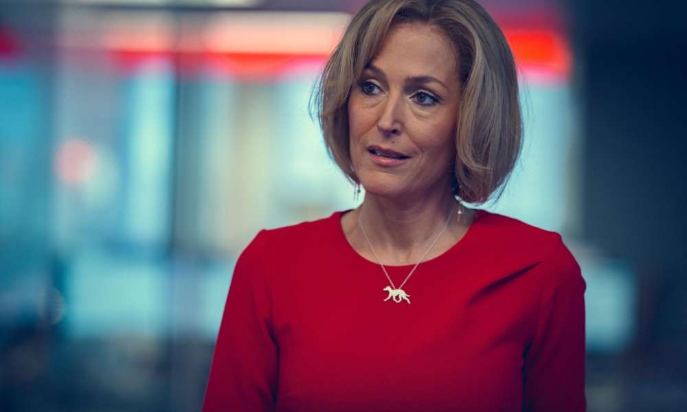Gillian Anderson and Lizzy Caplan Join Jeremy Strong in New Netflix ...