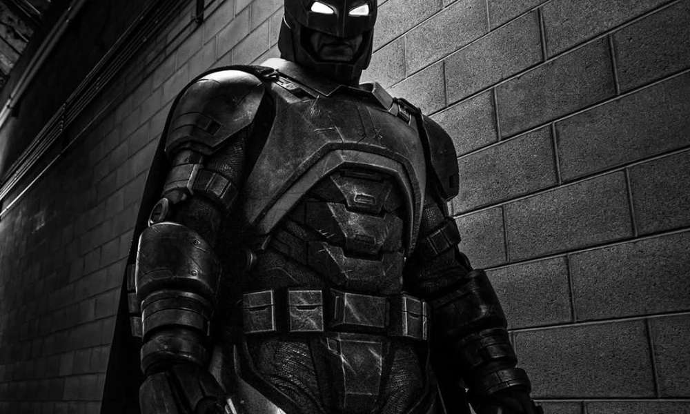 Zack Snyder Reveals Stunning New Photo of Ben Affleck’s Armored Batman