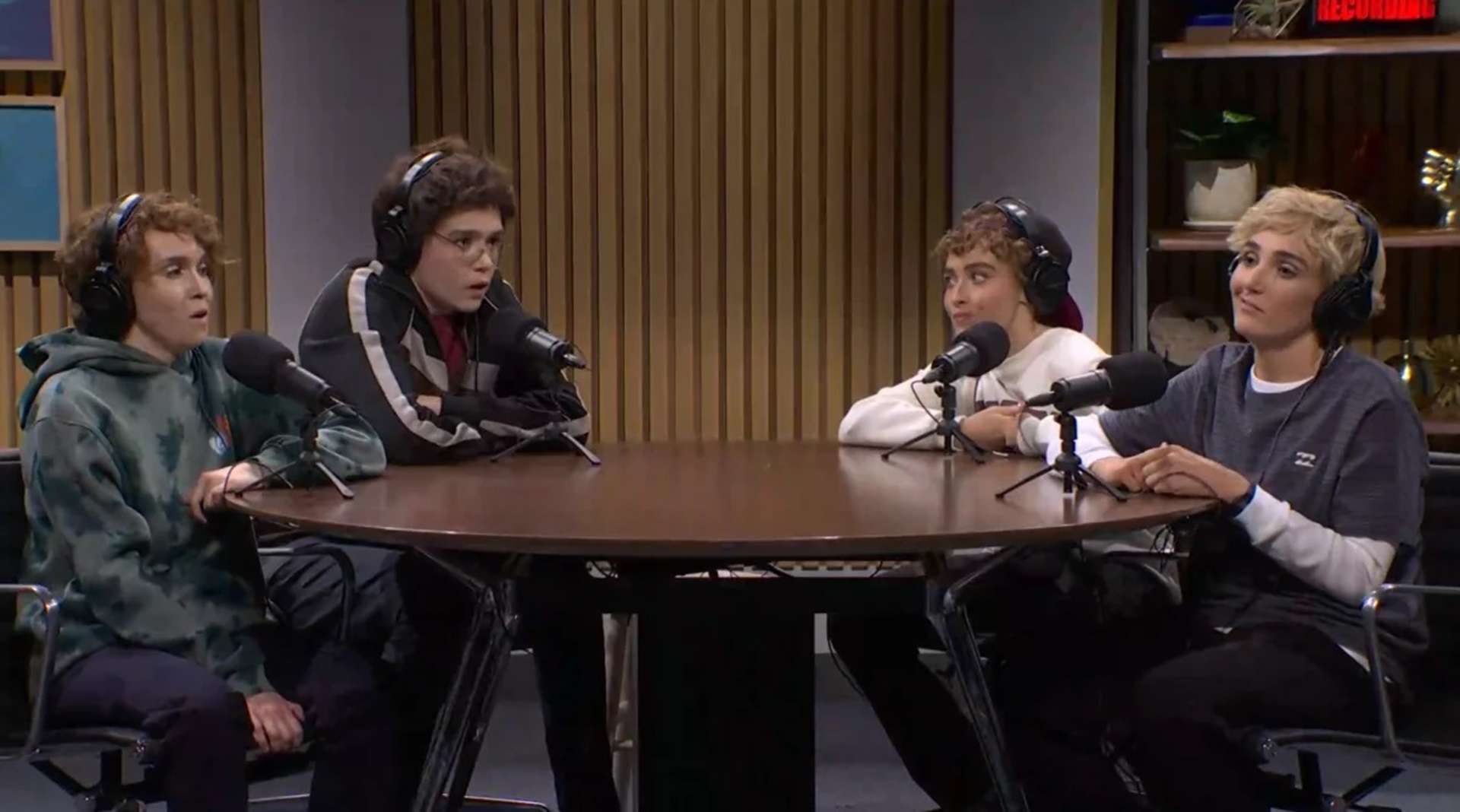 SNL Brings Back Snack Homiez with Sabrina Carpenter Finn Wolfhard and A ...