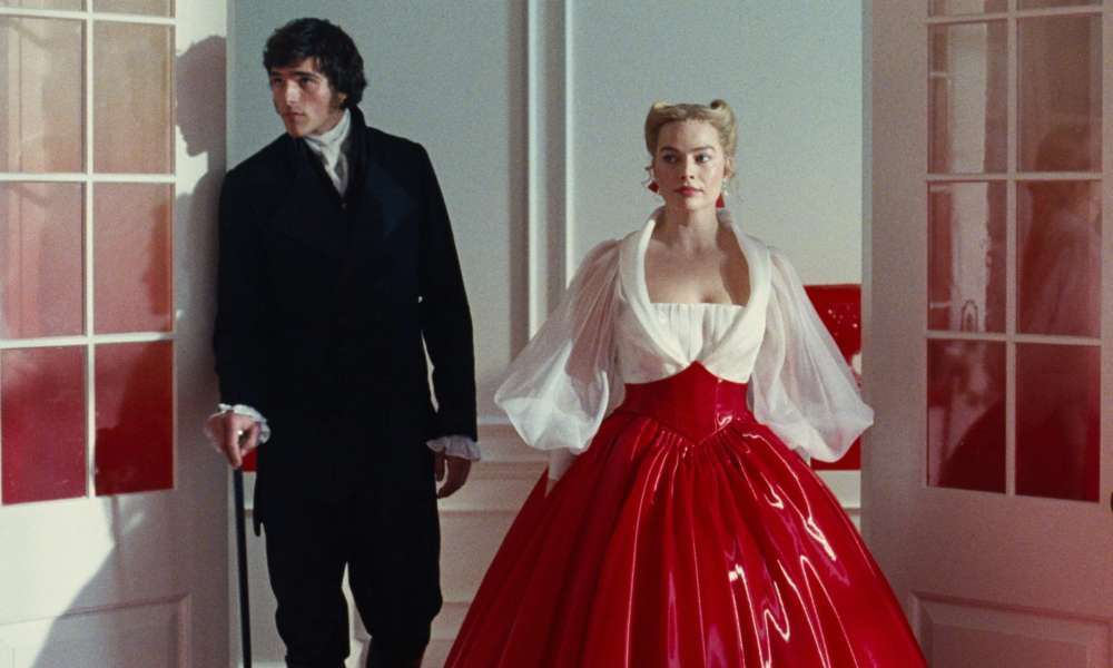 Wuthering Heights Review: A Lurid, Overwrought Romance