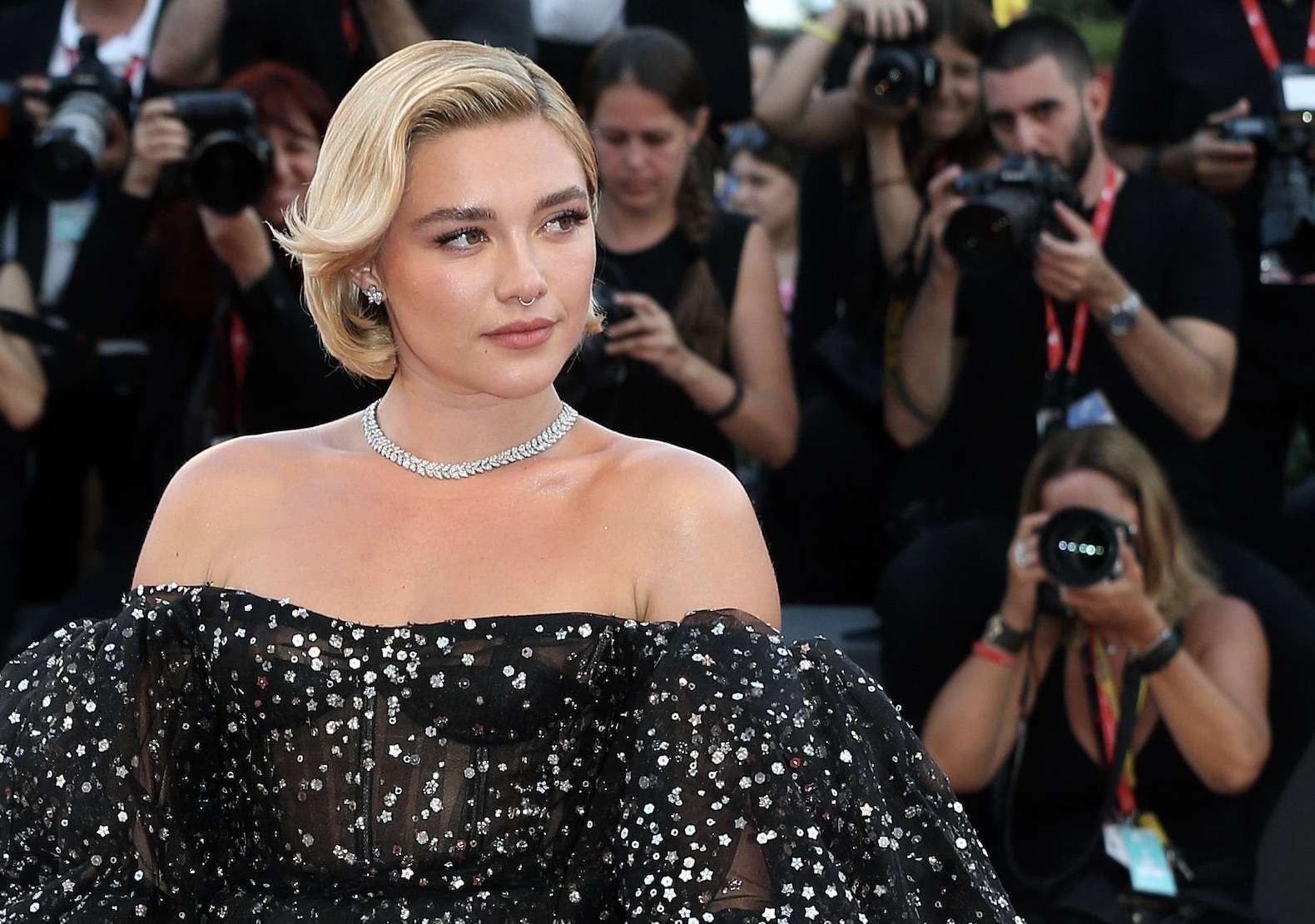 Florence Pugh’s Midnight Library Near Cannes Deal Over $30M