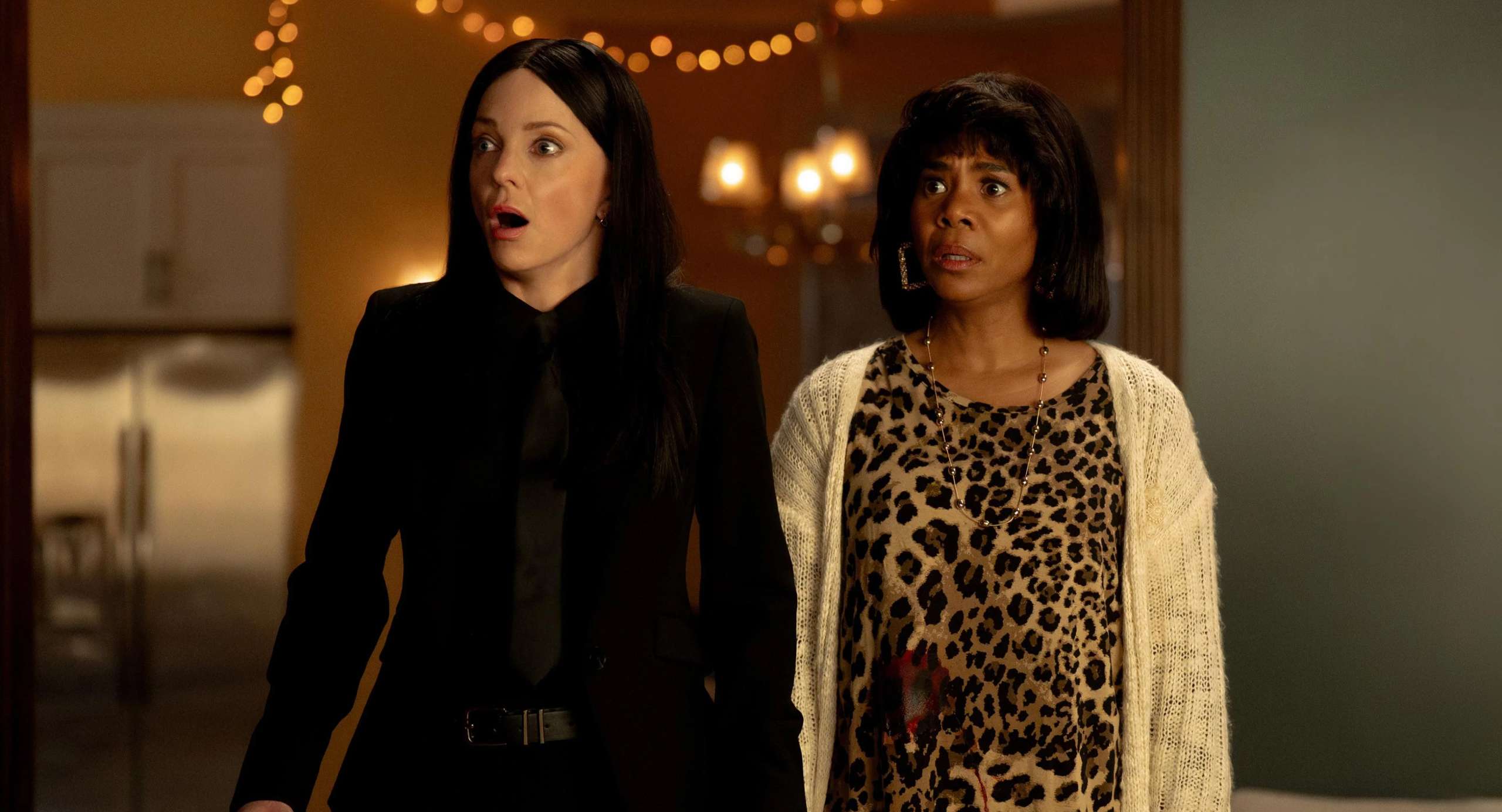 Scary Movie Review: A Hollow Resurrection That Mistakes Shock for Comedy